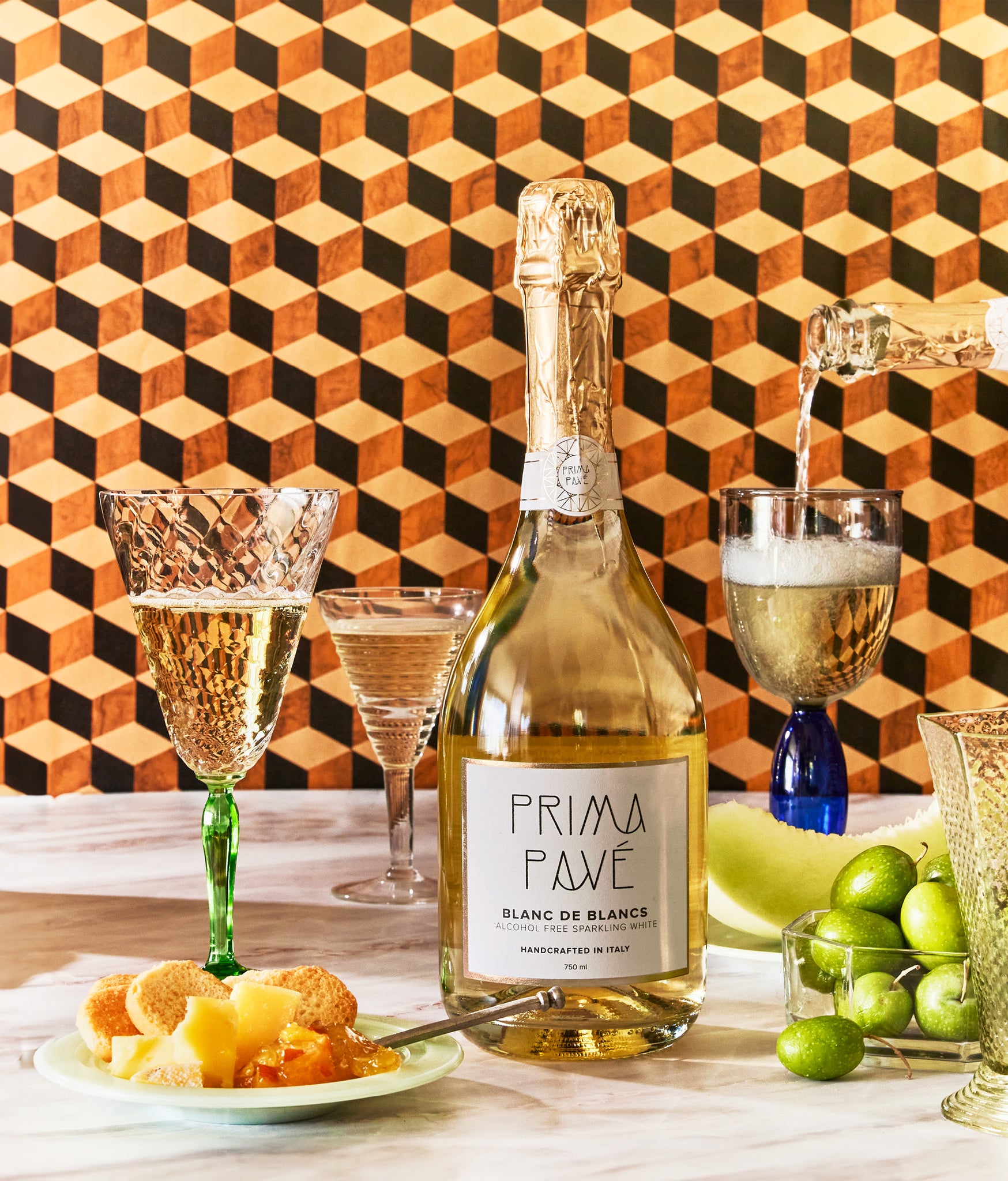 Non-Alcoholic Sparkling White Blanc de Blancs | Prima Pavé – Prima Pavé